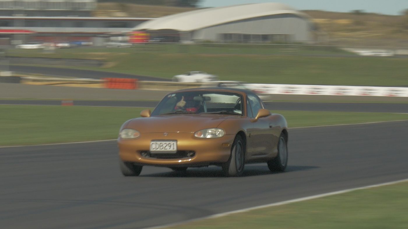 1998 Mazda MX-5 track day experience – Auto Trader NZ