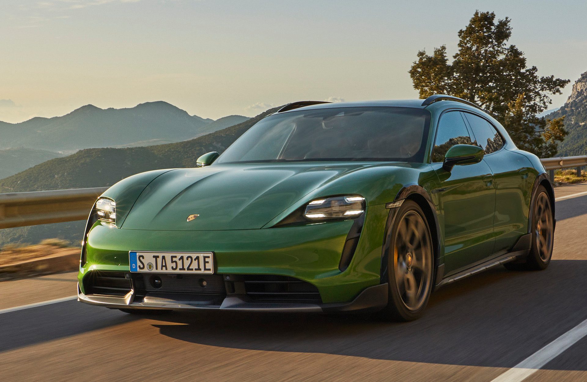 World's coolest wagon? Porsche unveils Taycan Cross Turismo – Auto ...