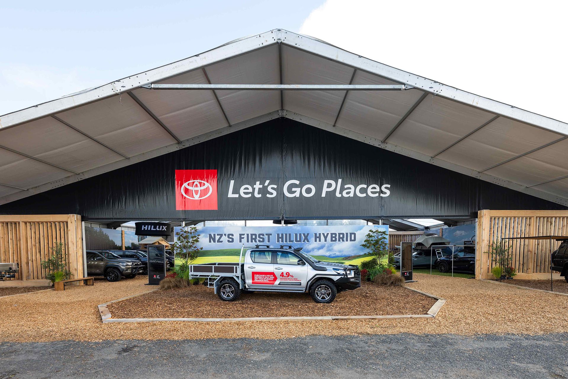 Toyota tops 2025 global automotive brand rankings — Tesla slips – Auto ...