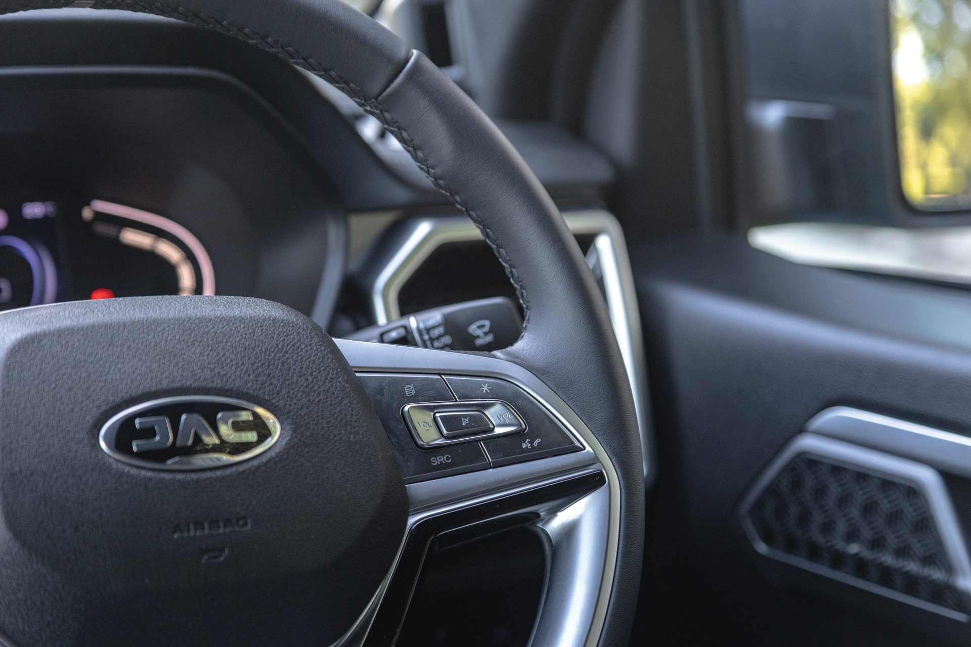 2025 JAC T9 Review – Auto Trader NZ